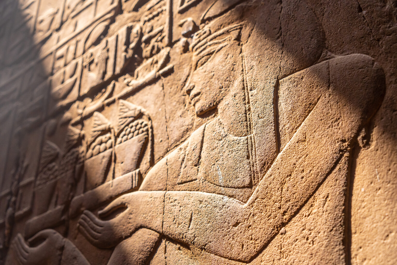 Exploring Ancient Egypt: A Walk through Valley of the Kings | Bayut ...